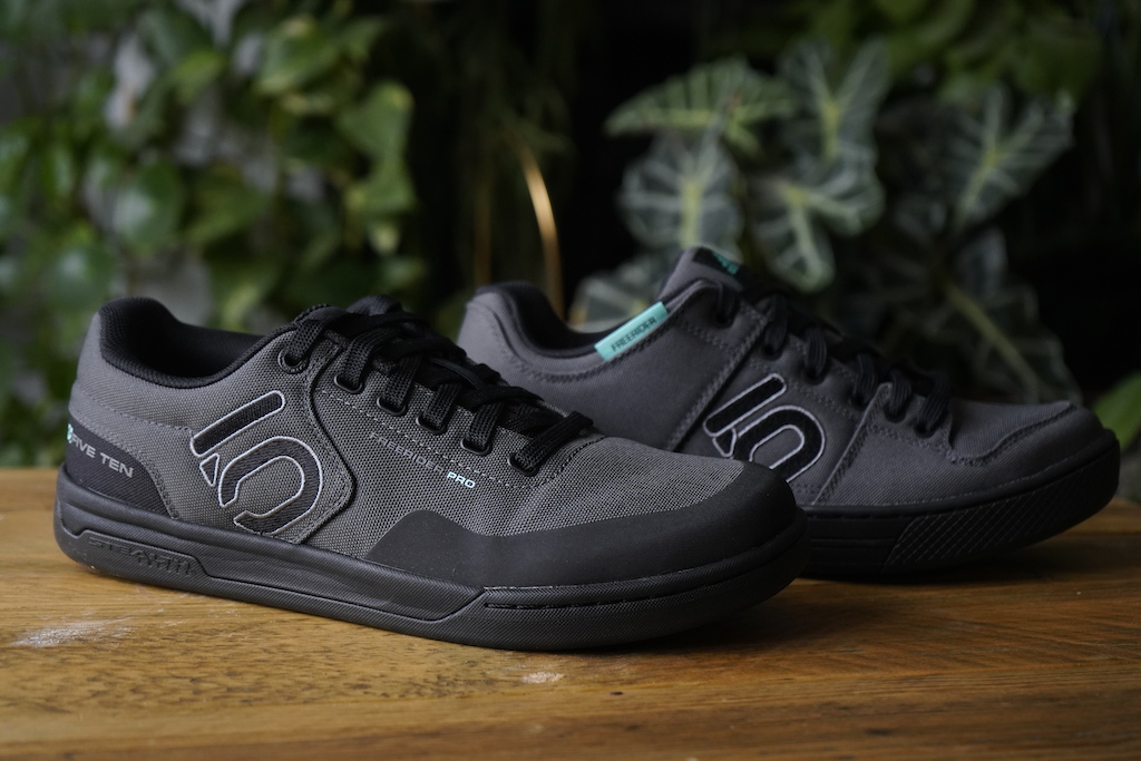 防寒必备 Five Ten推出的两款高帮山地平底鞋 - 野途网