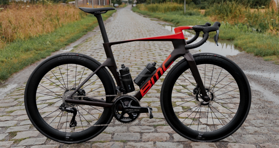 重新定义竞赛 BMC发布全新Teammachine R 01 - 野途网