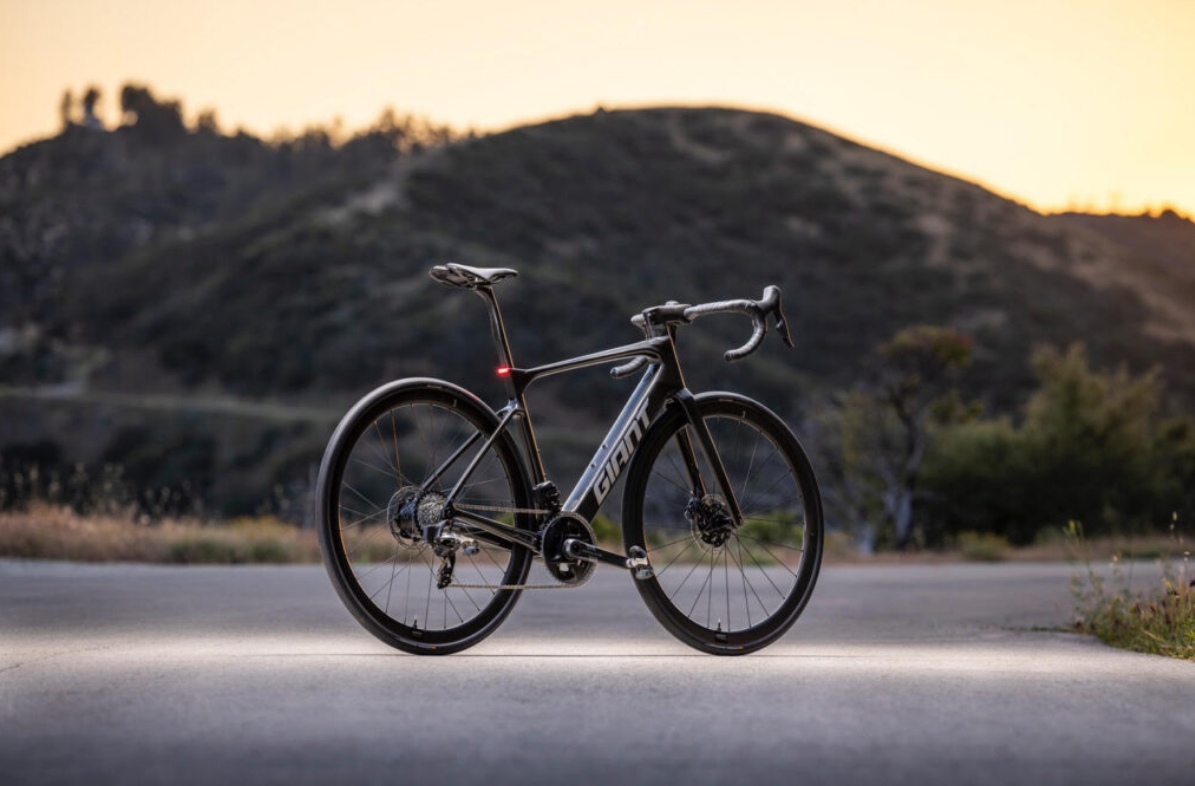 向"电"进化 Giant 全新 Defy Advanced E+ Elite - 野途网